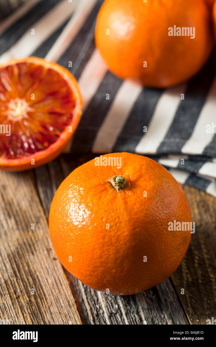Raw Organic Ruby Tango Blood Orange Clementines Ready to Eat Stock ...
