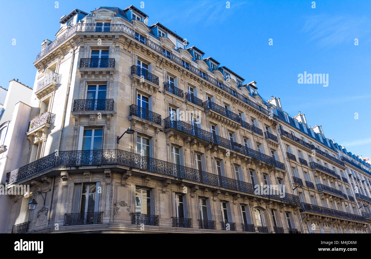 The traditional facade of Parisian building, France Stock Photo - Alamy
