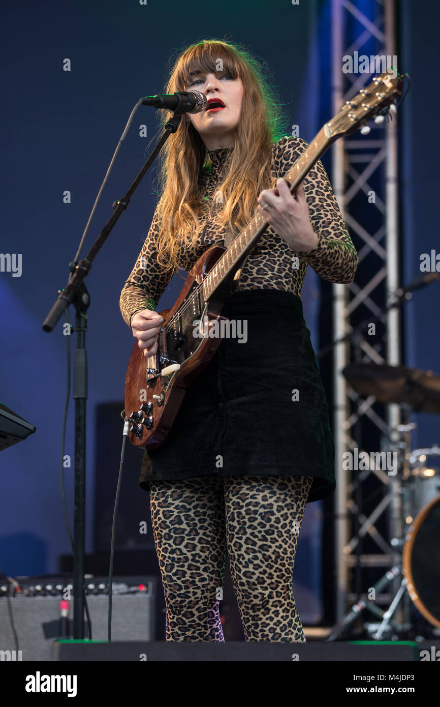 Jennie abrahamson hi-res stock photography and images - Alamy