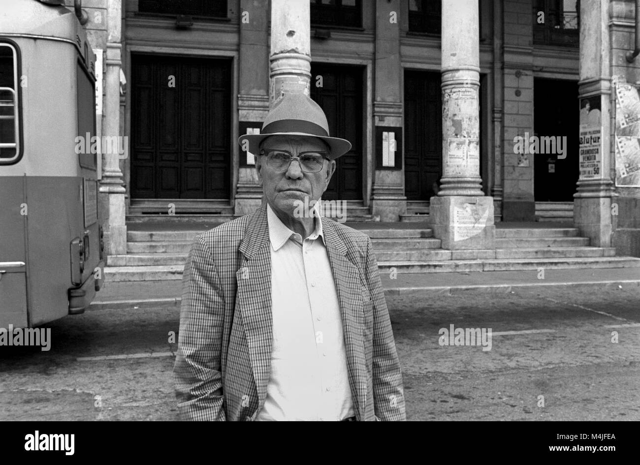 Anarchist anarchists hi-res stock photography and images - Alamy