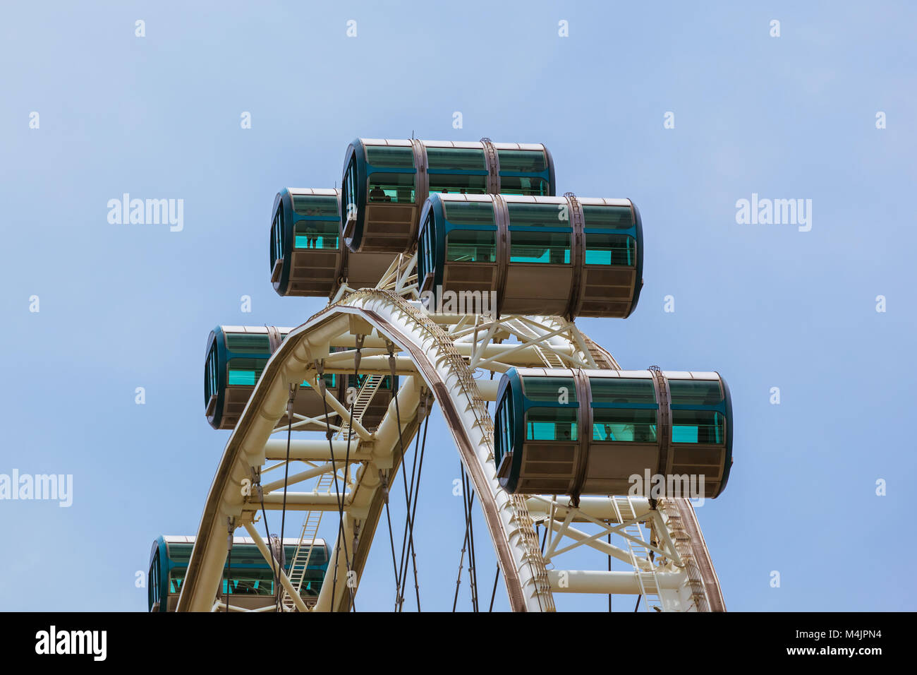 Singapore wheel flyer Stock Photo - Alamy