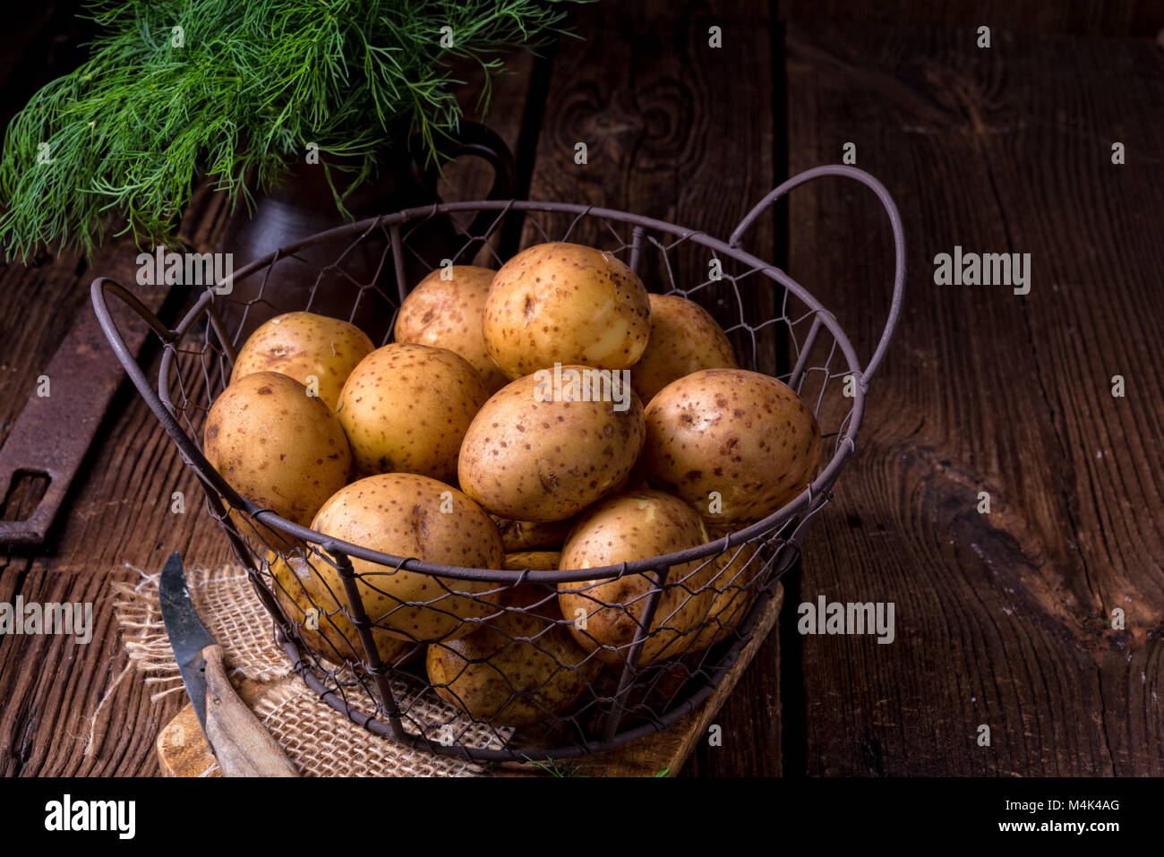 new small potatoes Stock Photo - Alamy