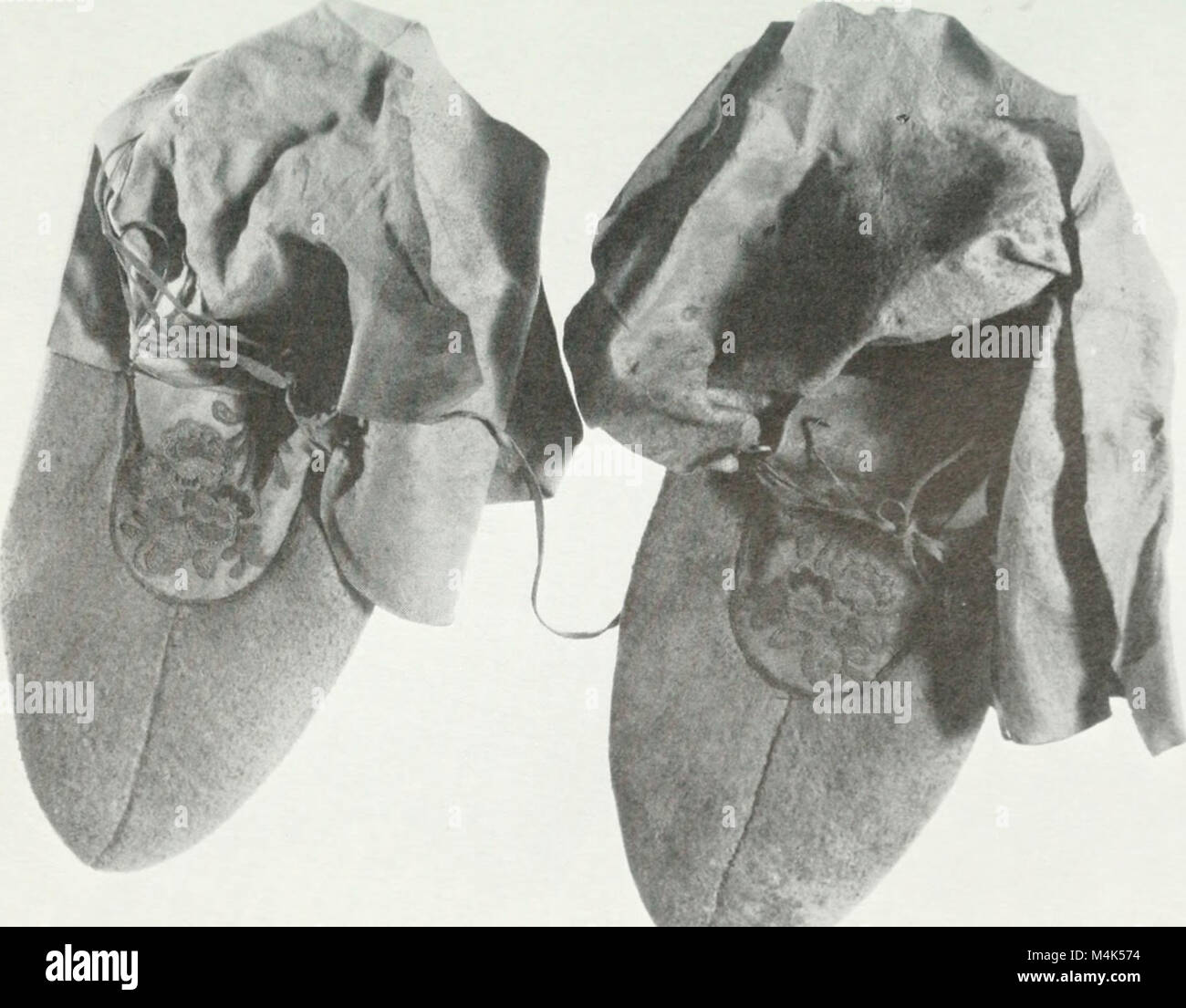 Athapaskan hi-res stock photography and images - Alamy