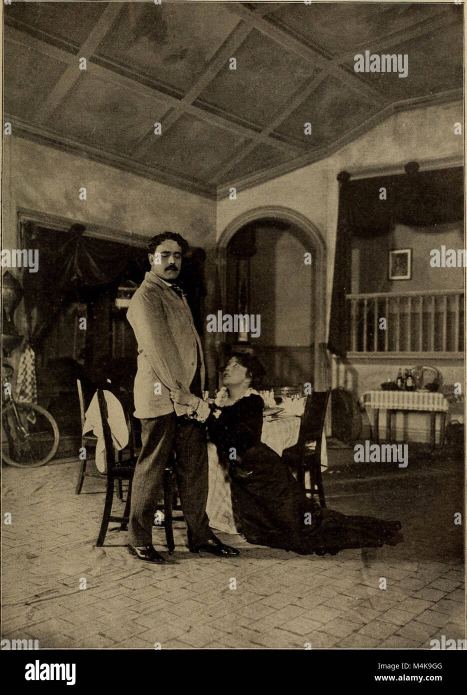 Reciter hi-res stock photography and images - Alamy