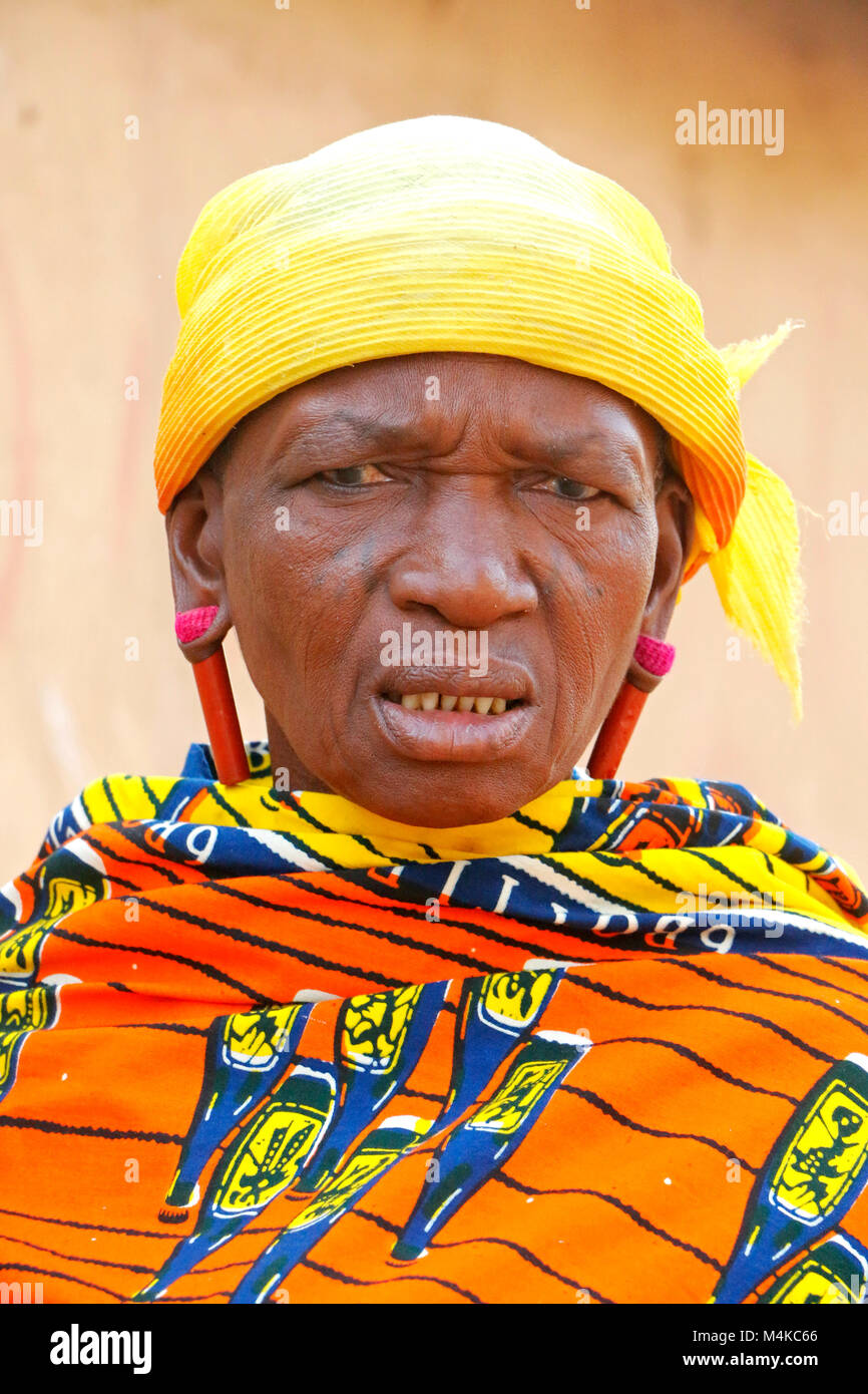 Benin Lady High Resolution Stock Photography and Images - Alamy