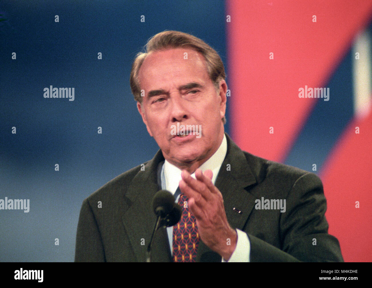 Former United States Senator Bob Dole (Republican of Kansas) delivers ...