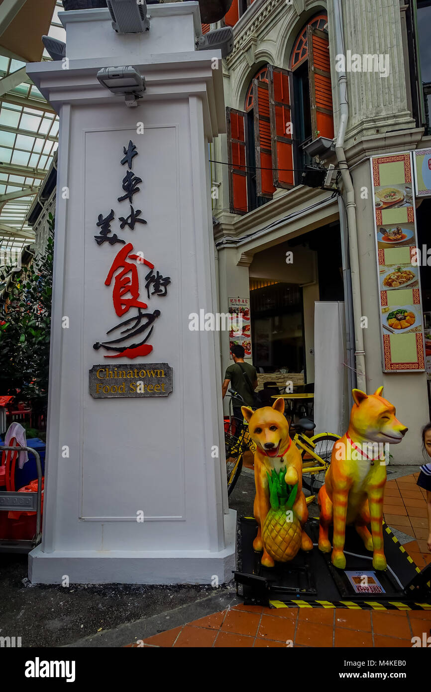 Fake dogs hi-res stock photography and images - Alamy