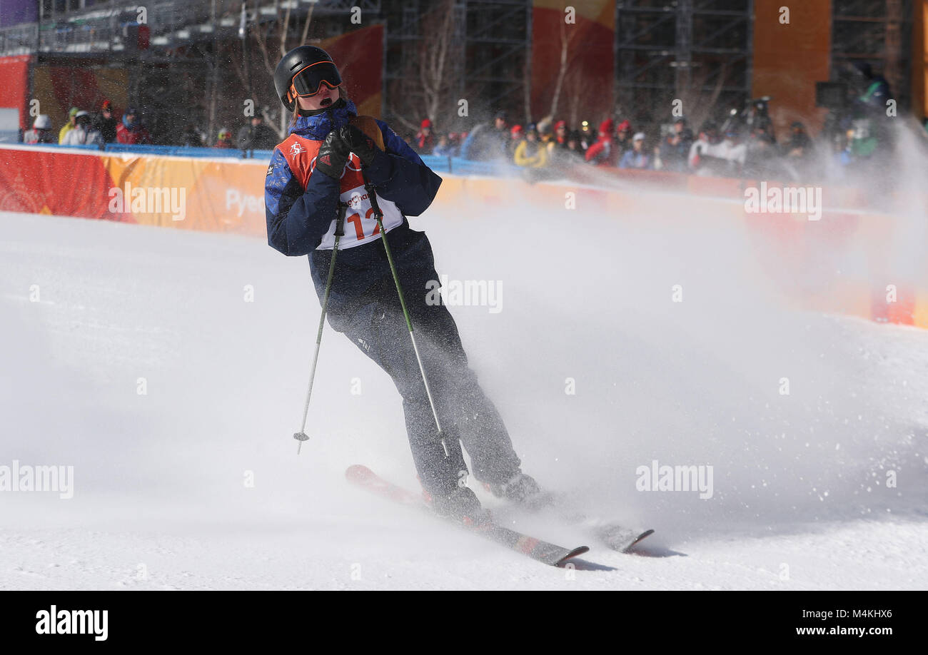 Great Britain's Isabel Atkin in action in the Ski Slopestyle at the ...