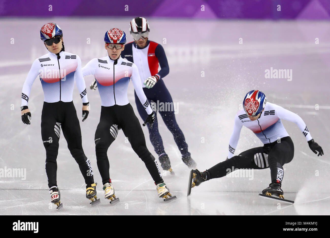 Korea Republic's Seo Yi-ra (left) wins the Short Track Speed Skating ...