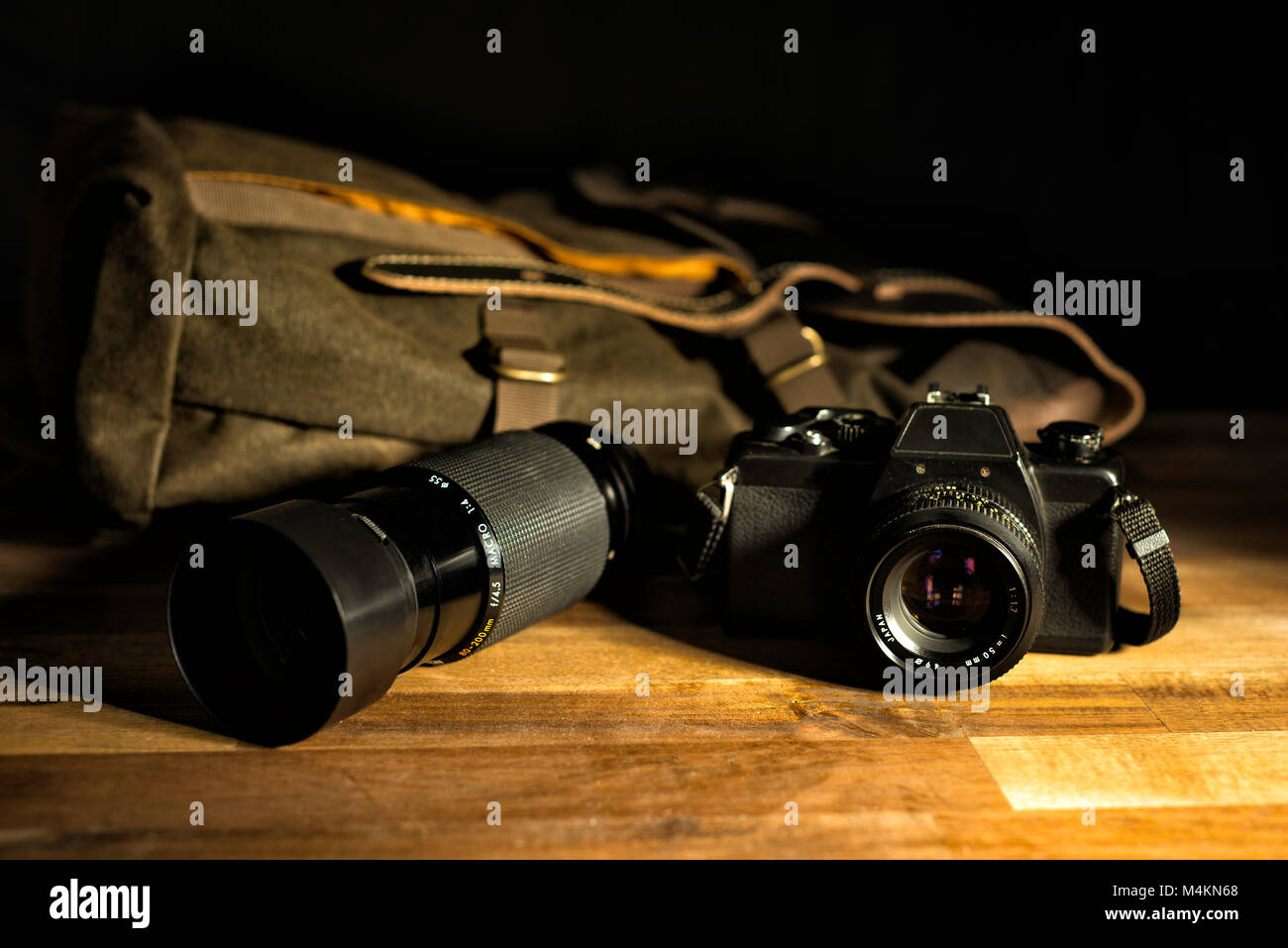 vintage camera equipment Stock Photo - Alamy