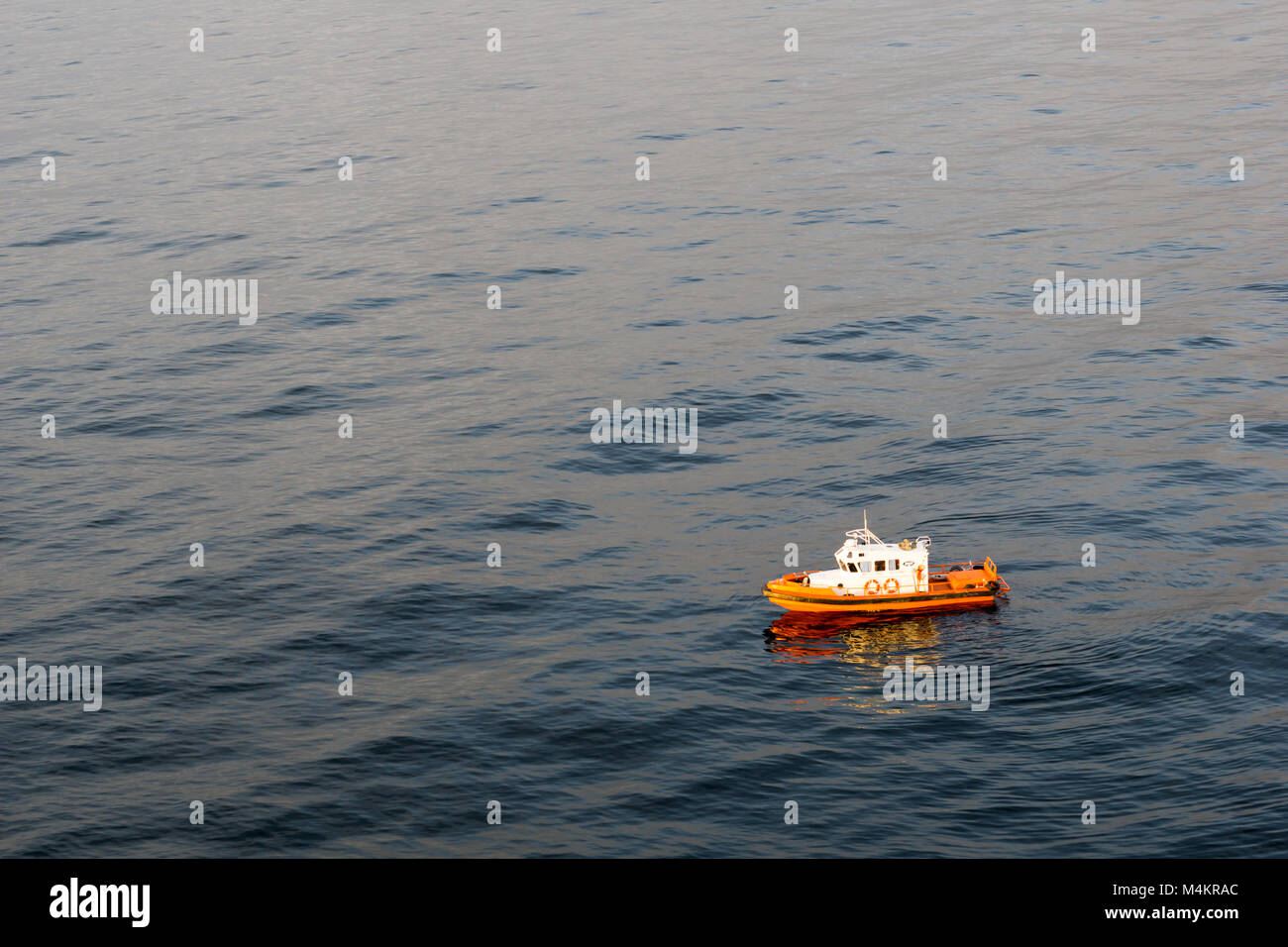 Emergency response and rescue vessel hi-res stock photography and ...