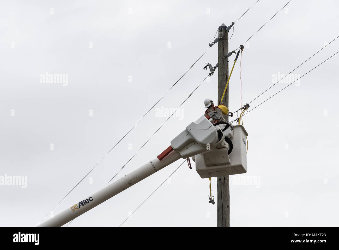 Lineman america hi-res stock photography and images - Alamy