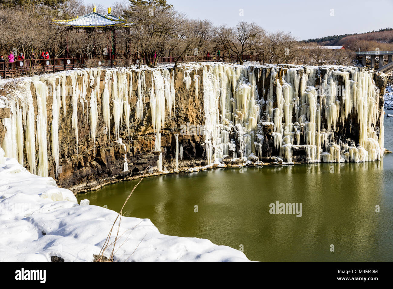 Diaoshuilou Waterfall (Howering Mansion Falls) is the world largest ...