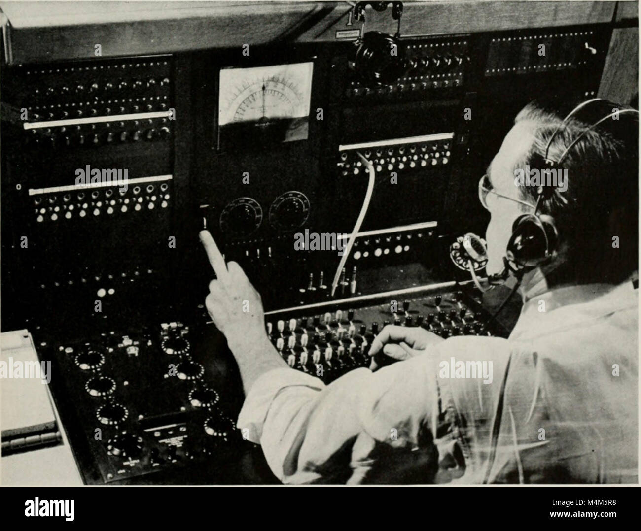 The 'Bell Telephone Magazine' (1922) covers the advancements and ...