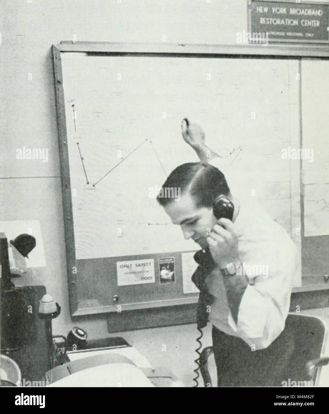 Bell telephone magazine (1922) (14733069926 Stock Photo - Alamy