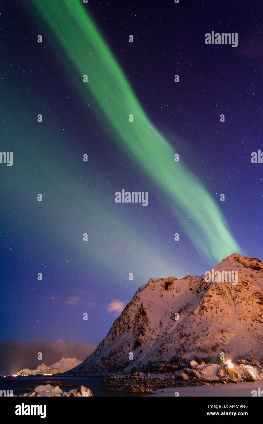 Northern lights in Lofoten Islands Stock Photo - Alamy