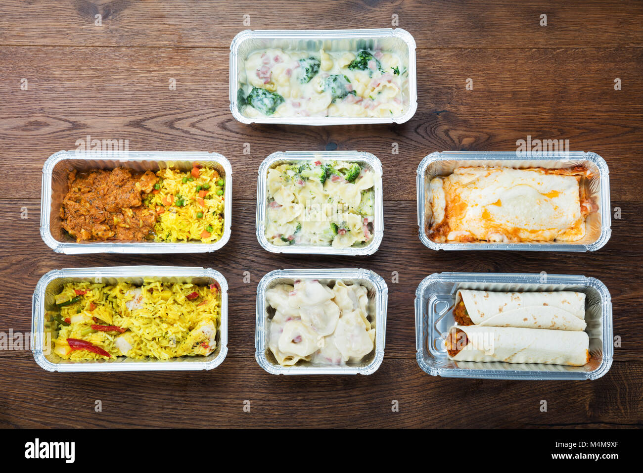Packed meals ready for delivery hi-res stock photography and images - Alamy