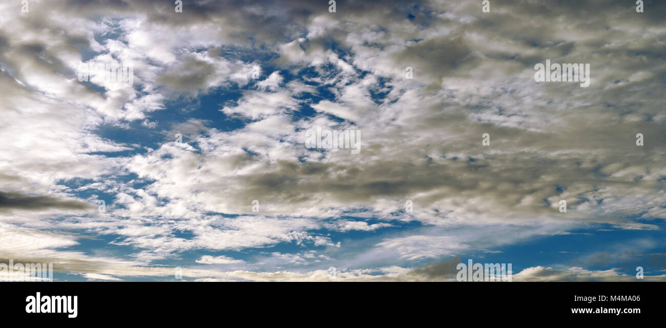 Blue sky sunset backdrop yellow hi-res stock photography and images - Alamy