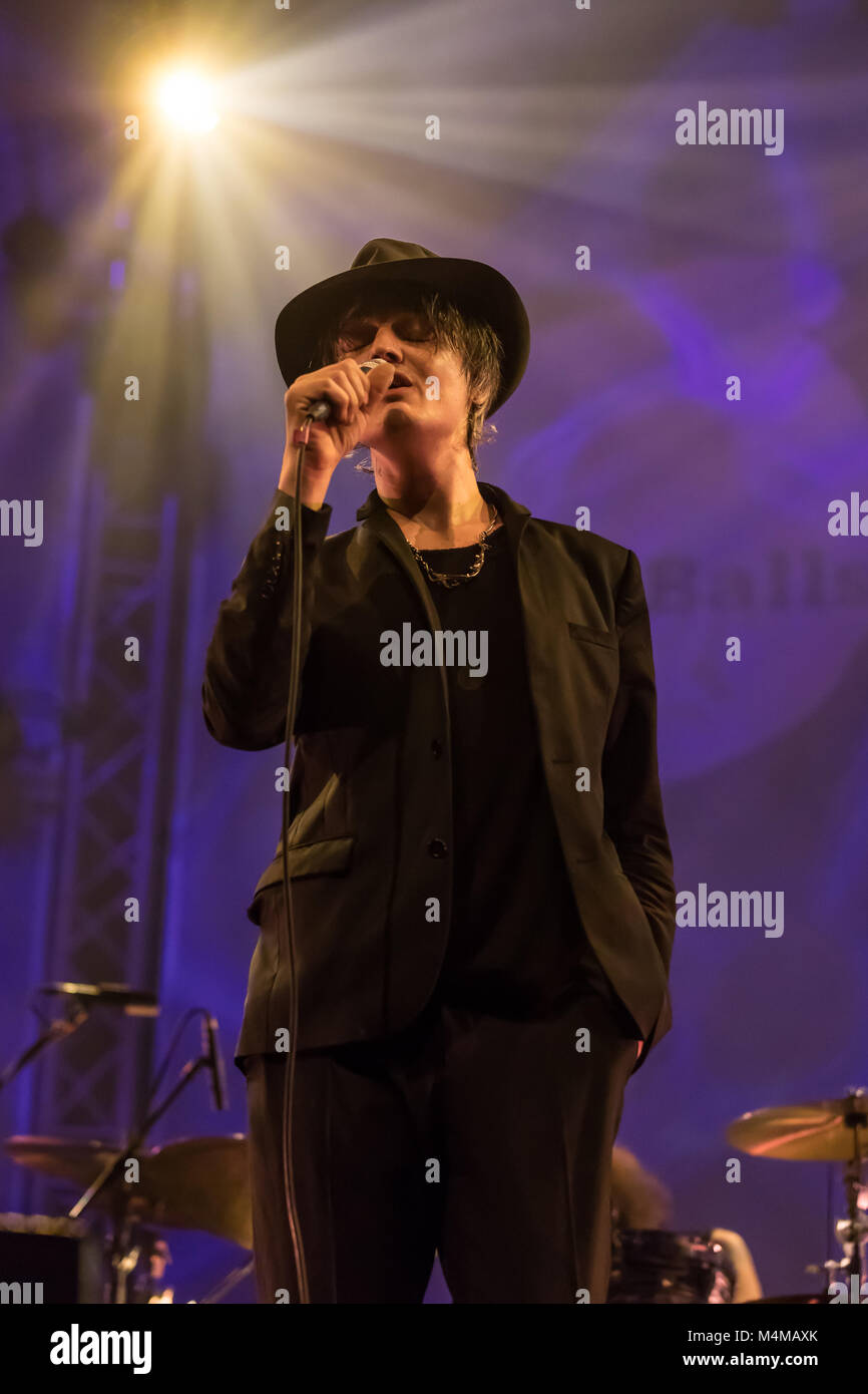 Peter doherty europe hi-res stock photography and images - Alamy