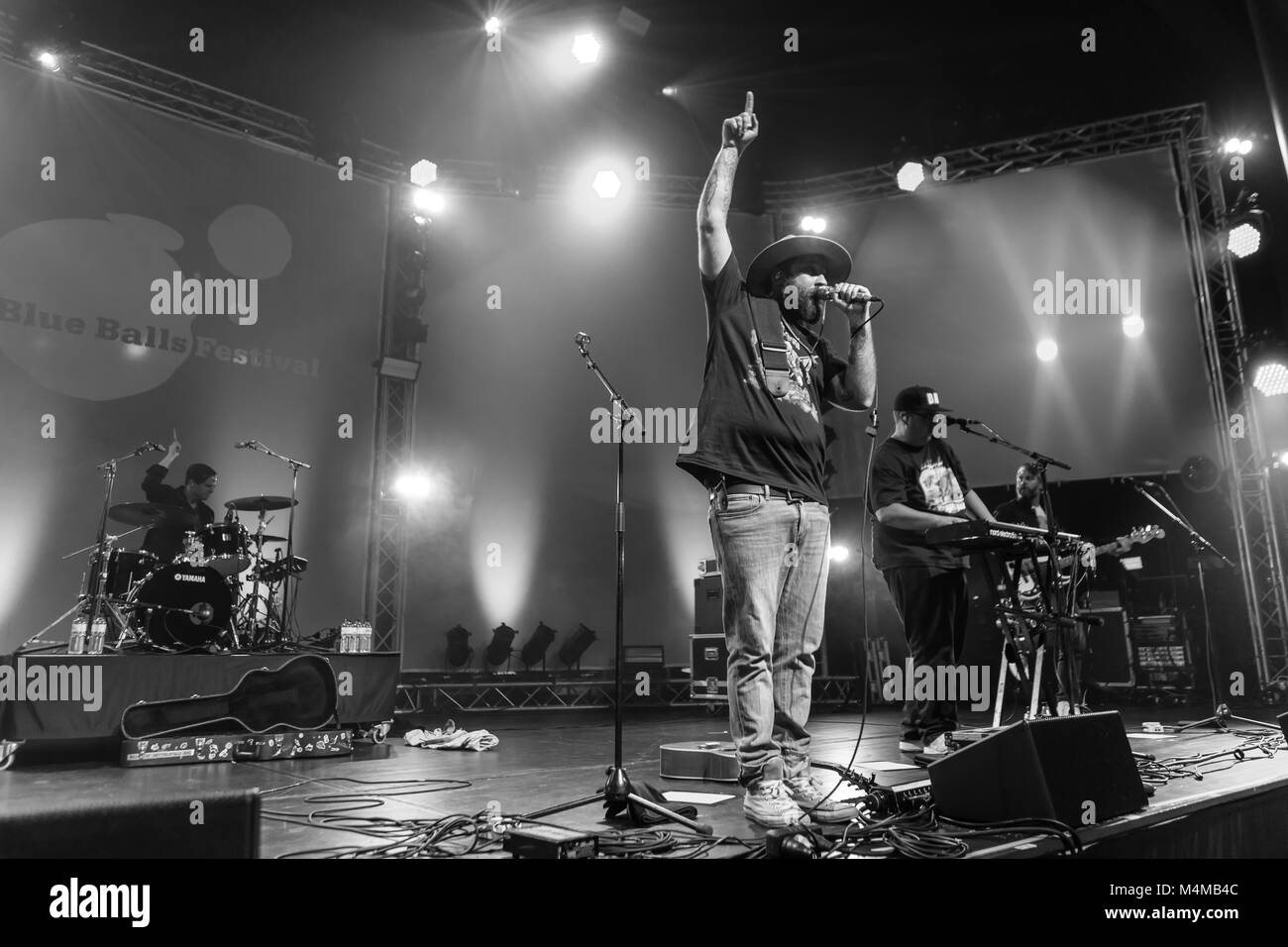 Singer and guitarist david ritter hi-res stock photography and images ...