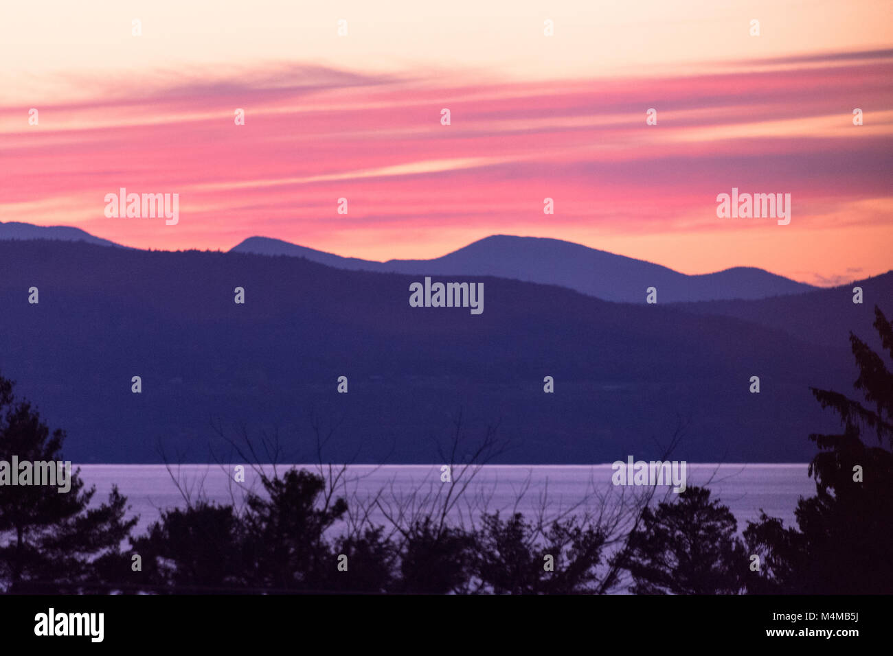 Adirondack mountains sunrise hi-res stock photography and images - Alamy Adirondack mountains sunrise hi-res stock photography and images - Alamy