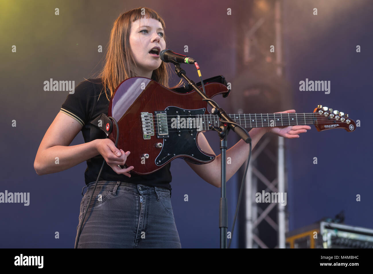 Gurr hi-res stock photography and images - Alamy