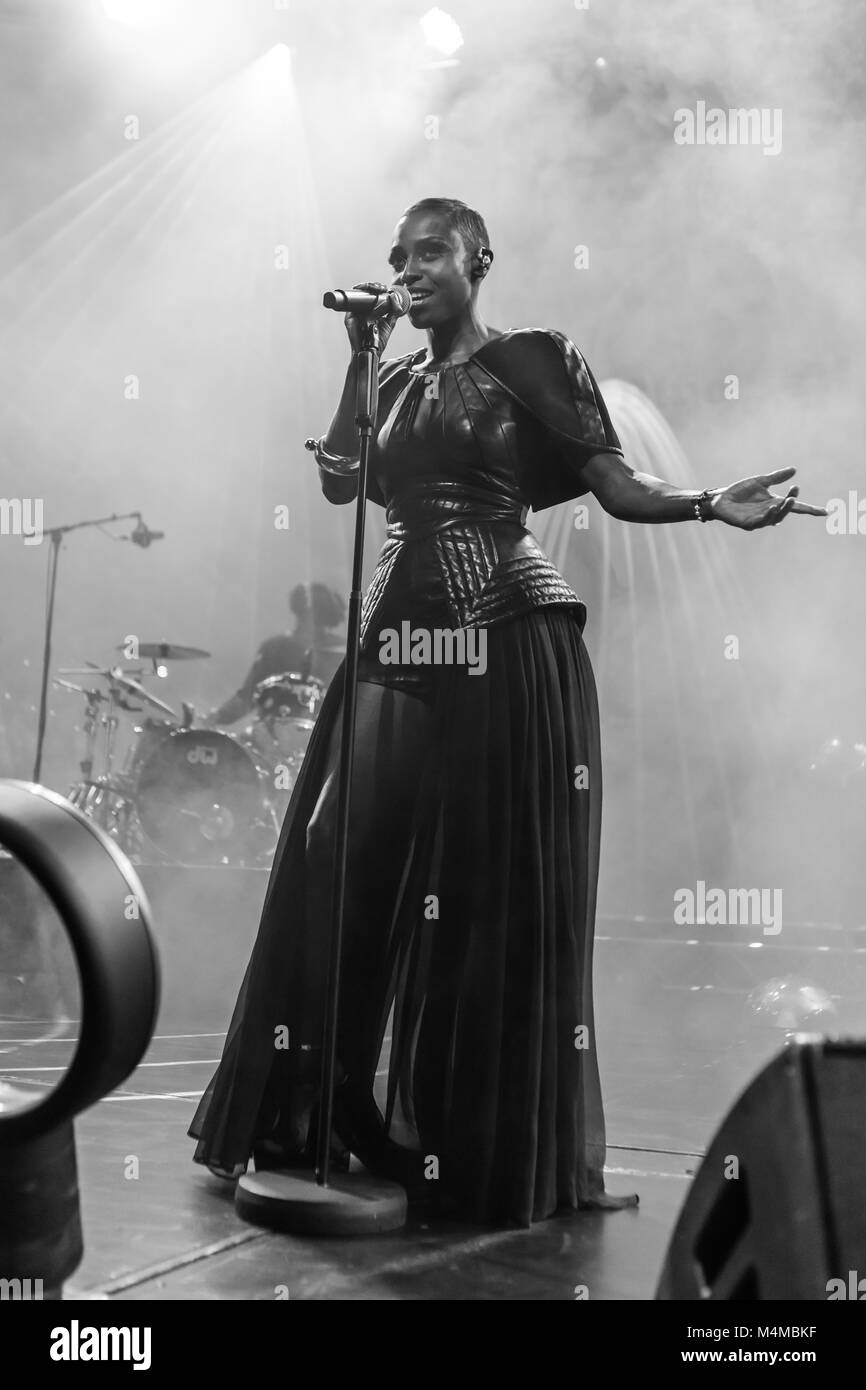Morcheeba Black and White Stock Photos & Images - Alamy
