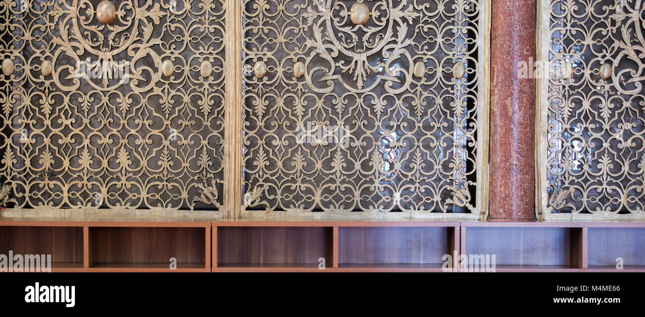 Example of Ottoman art patterns applied on metals Stock Photo - Alamy