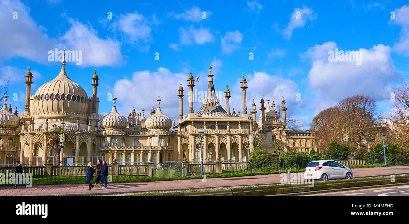 Brightons iconic pleasure palace hi-res stock photography and images ...