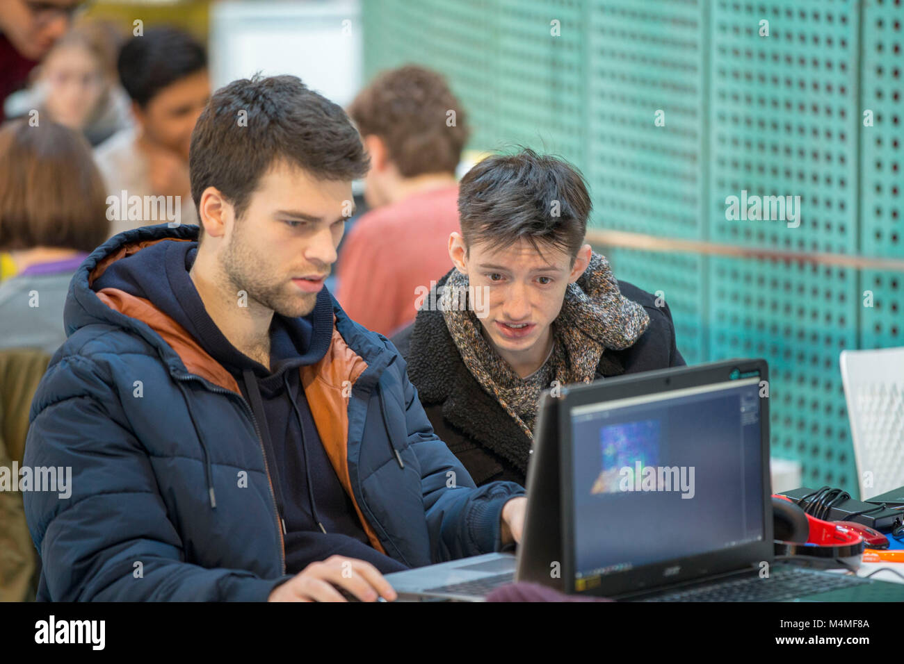 students and young adults studying and socialising Stock Photo - Alamy