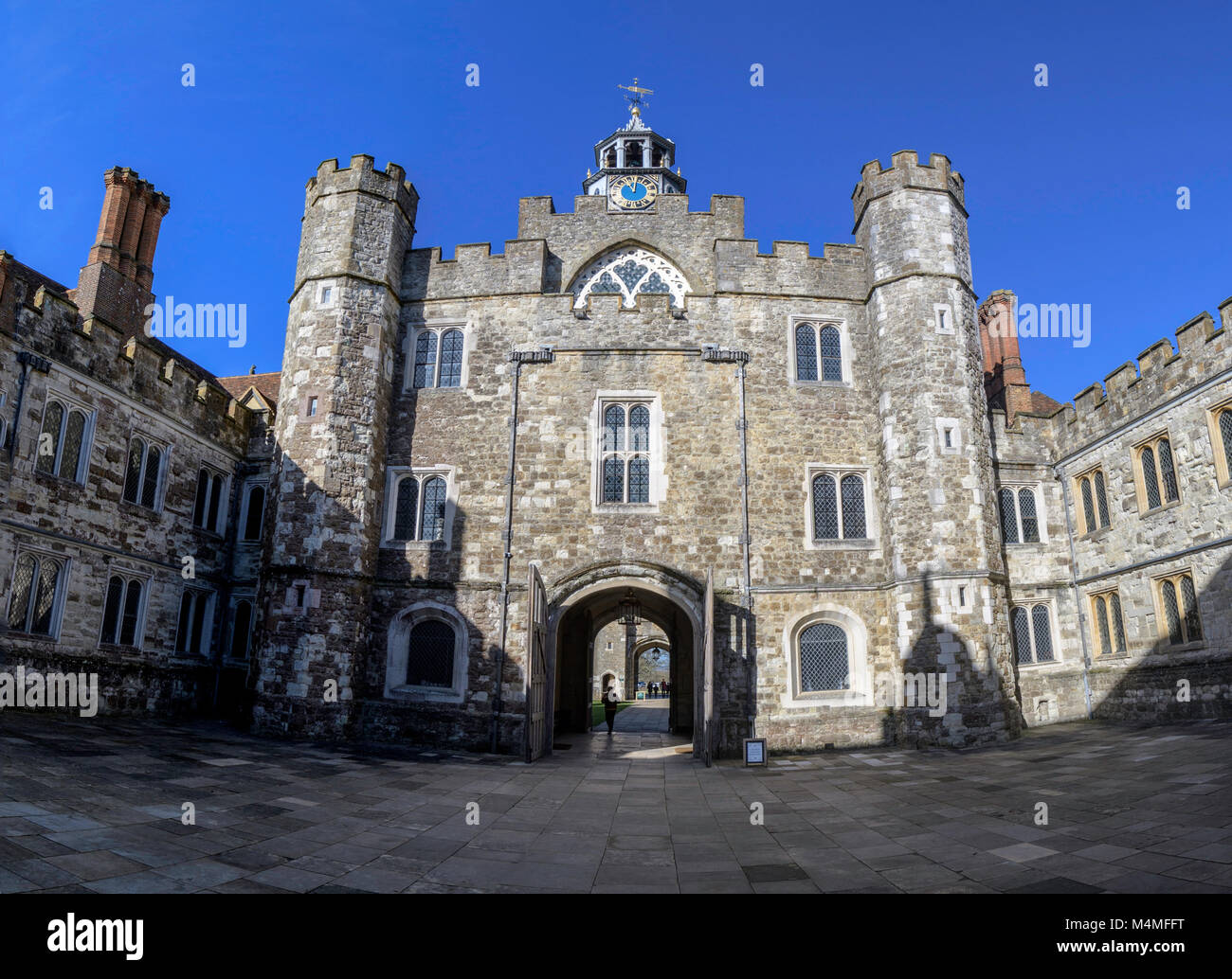 Knole house national trust building hi-res stock photography and images ...