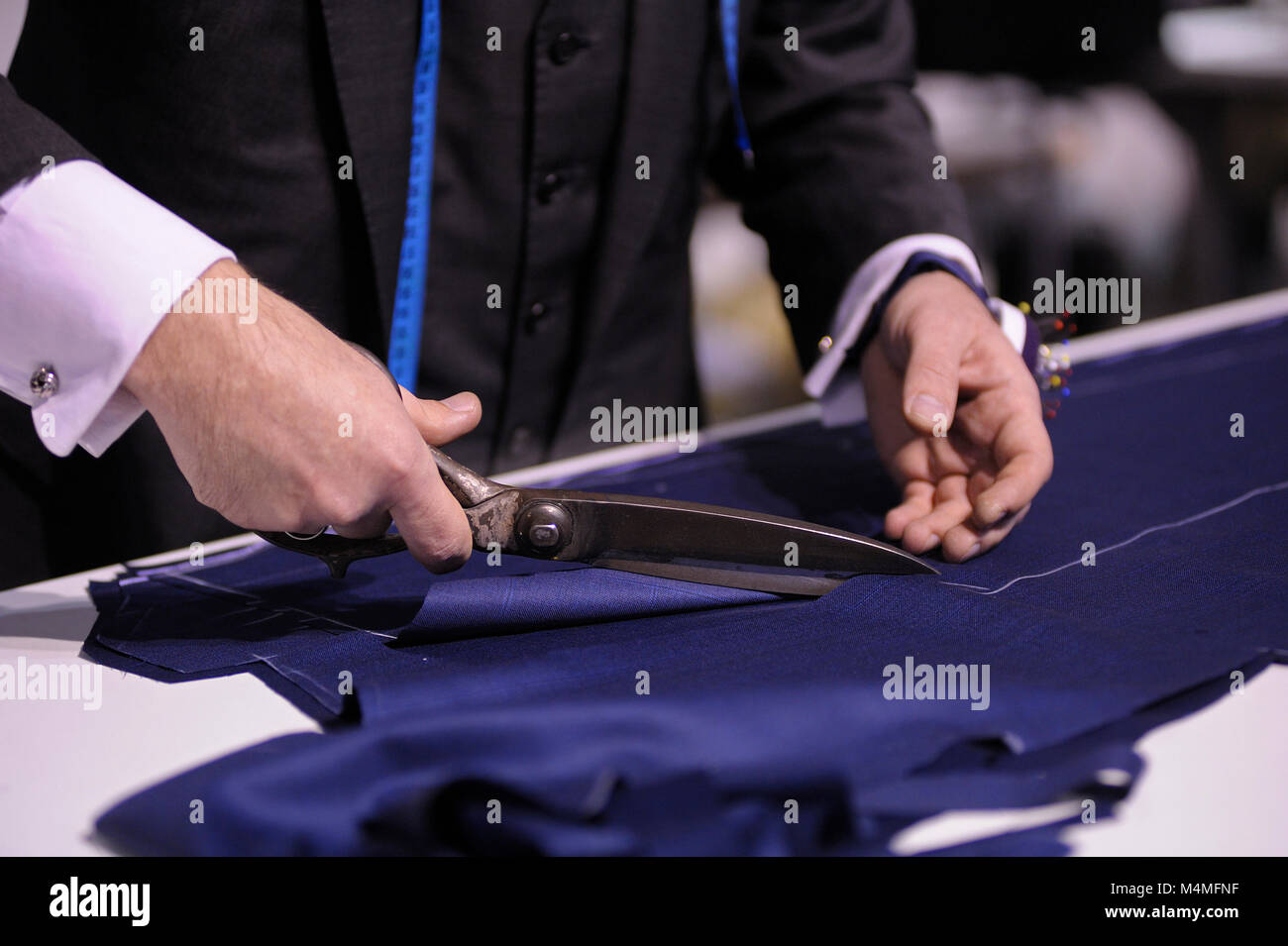 Cut And Sew Stock Photos & Cut And Sew Stock Images - Alamy