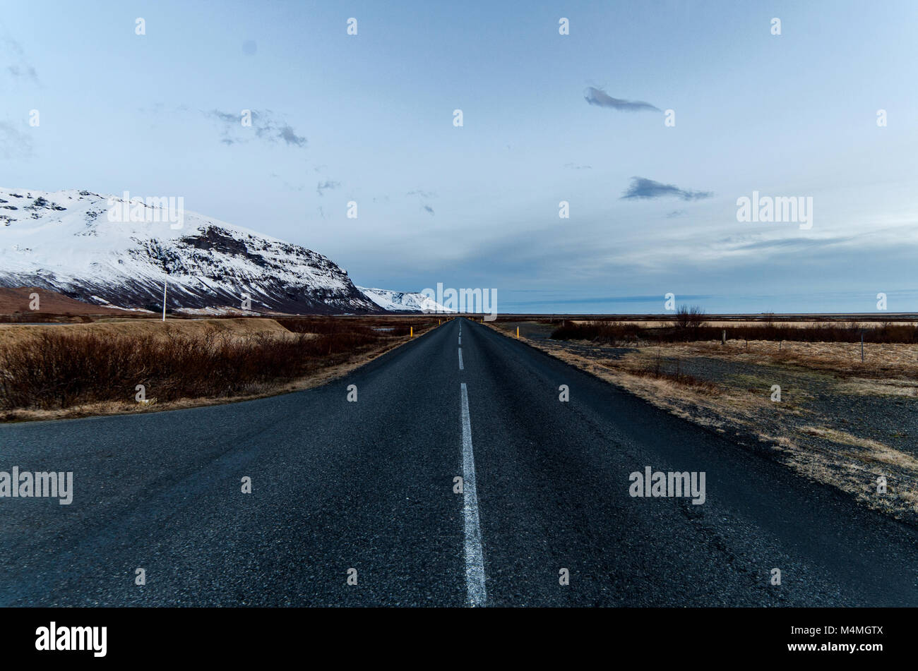Icelandic road hi-res stock photography and images - Alamy