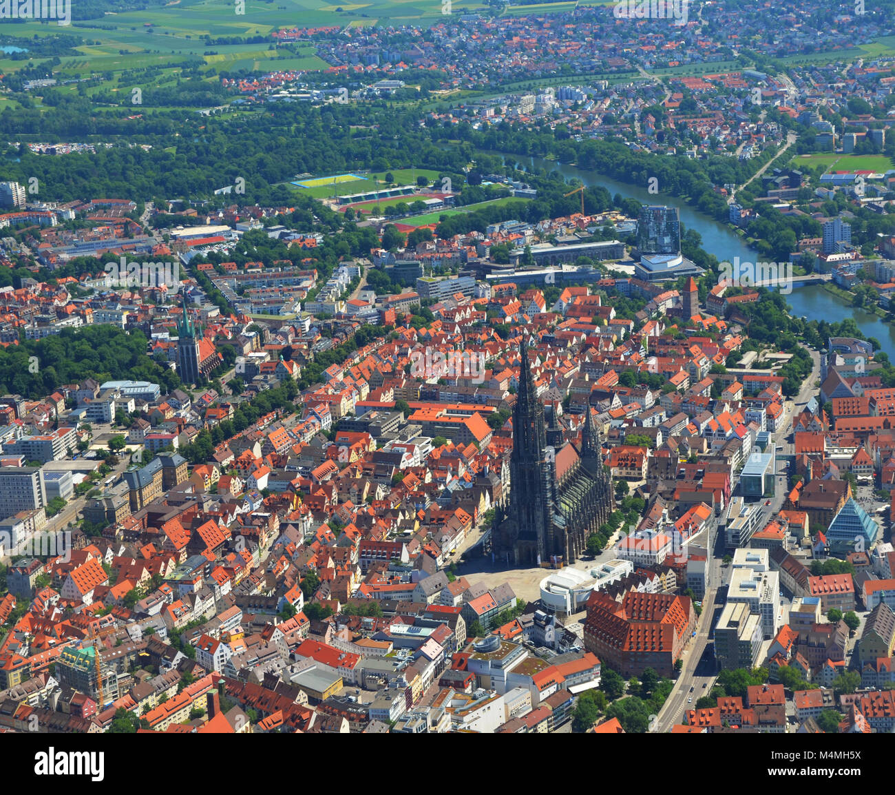 Closer Aerial view of Ulm Minster (Ulmer Münster) and Ulm, south ...