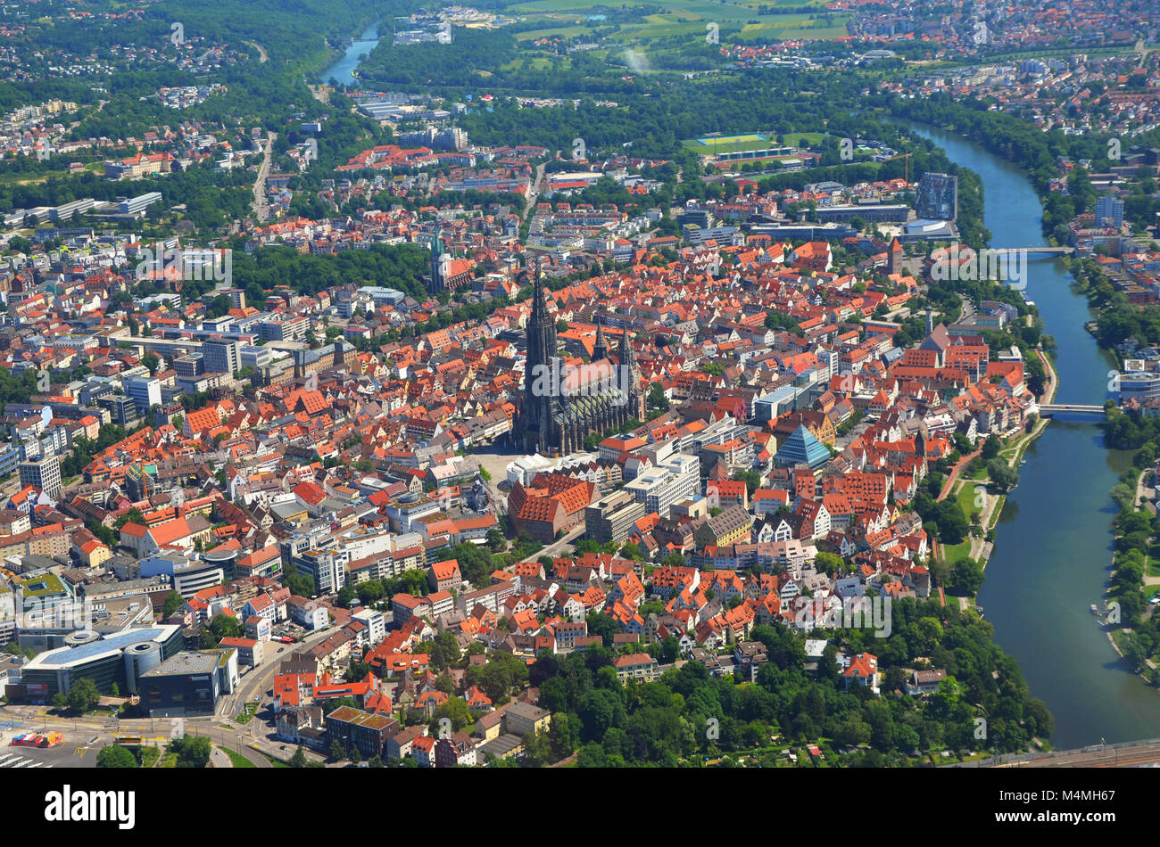 Closer Aerial view of Ulm Minster (Ulmer Münster) and Ulm, south ...