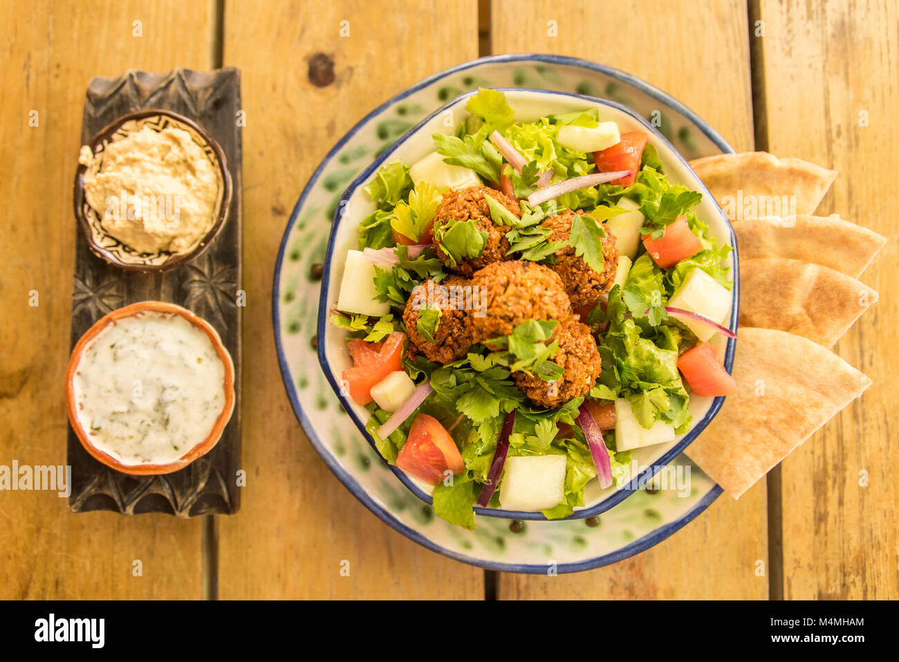 Falafel presentation hi-res stock photography and images - Alamy