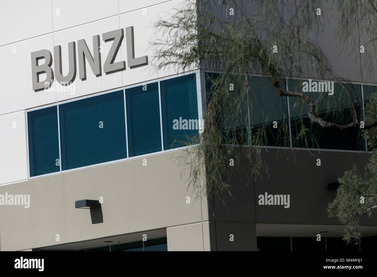 Bunzl logo hi-res stock photography and images - Alamy