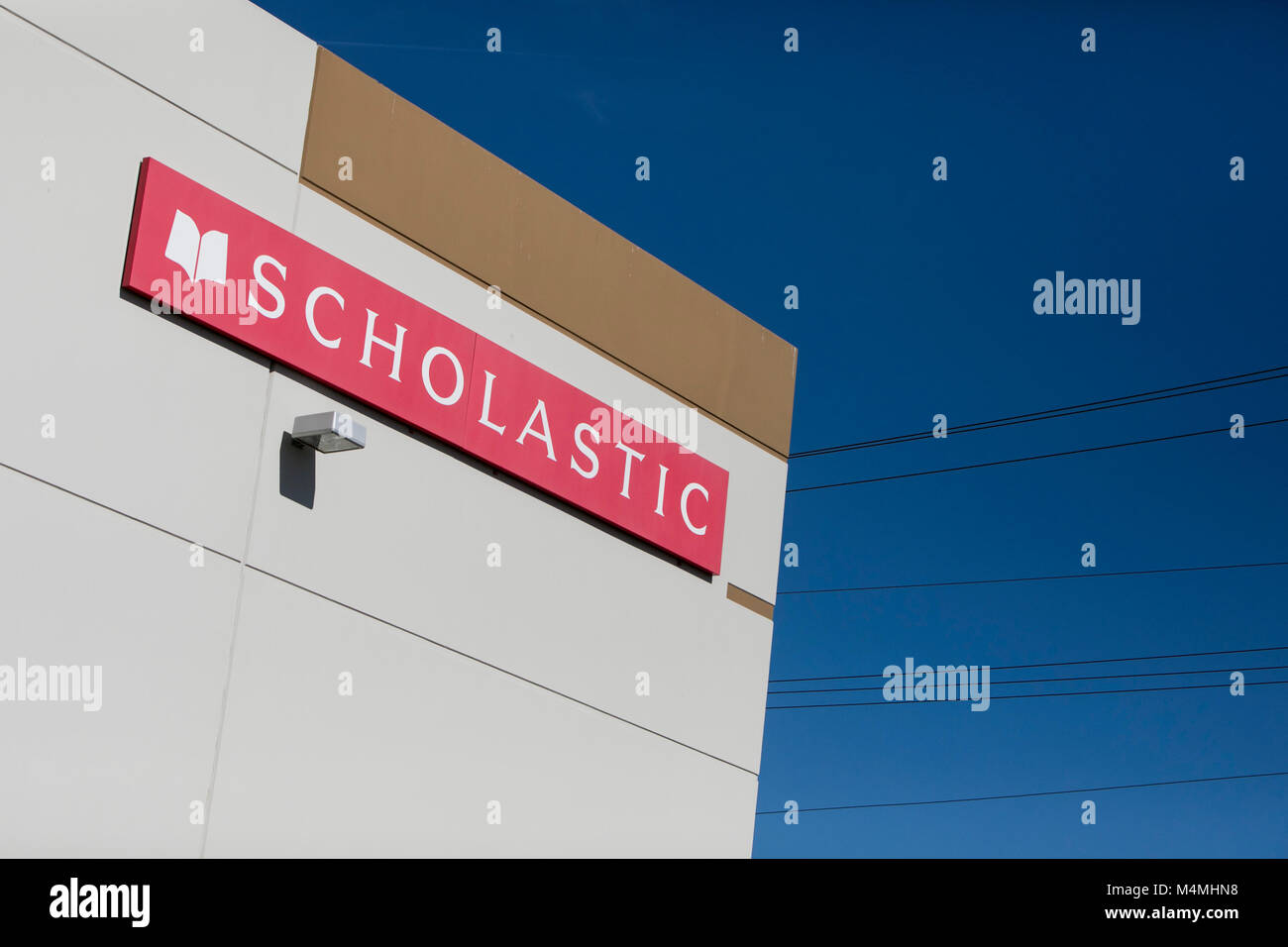 Scholastic logo hi-res stock photography and images - Alamy