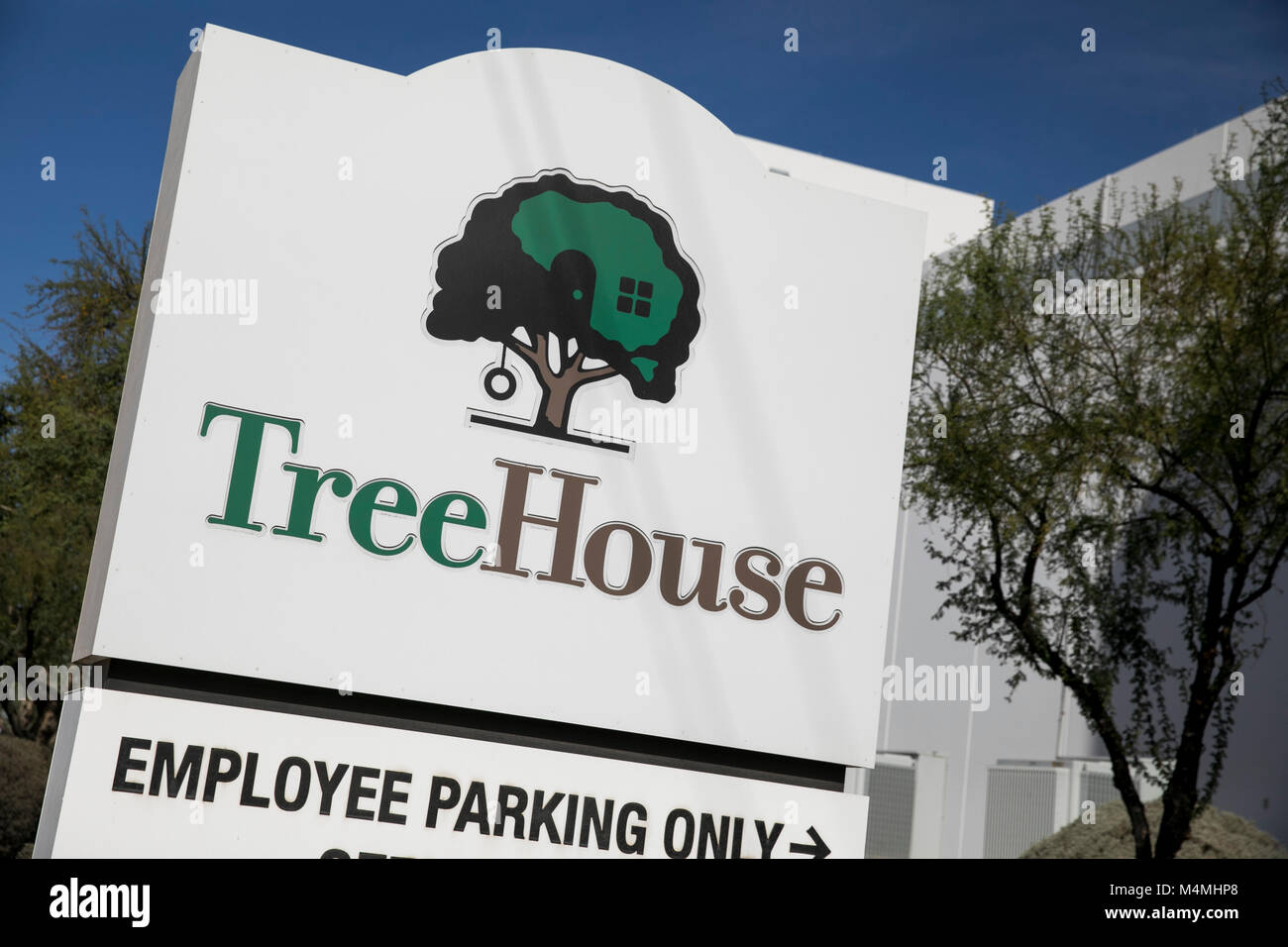 Treehouse foods inc hi-res stock photography and images - Alamy