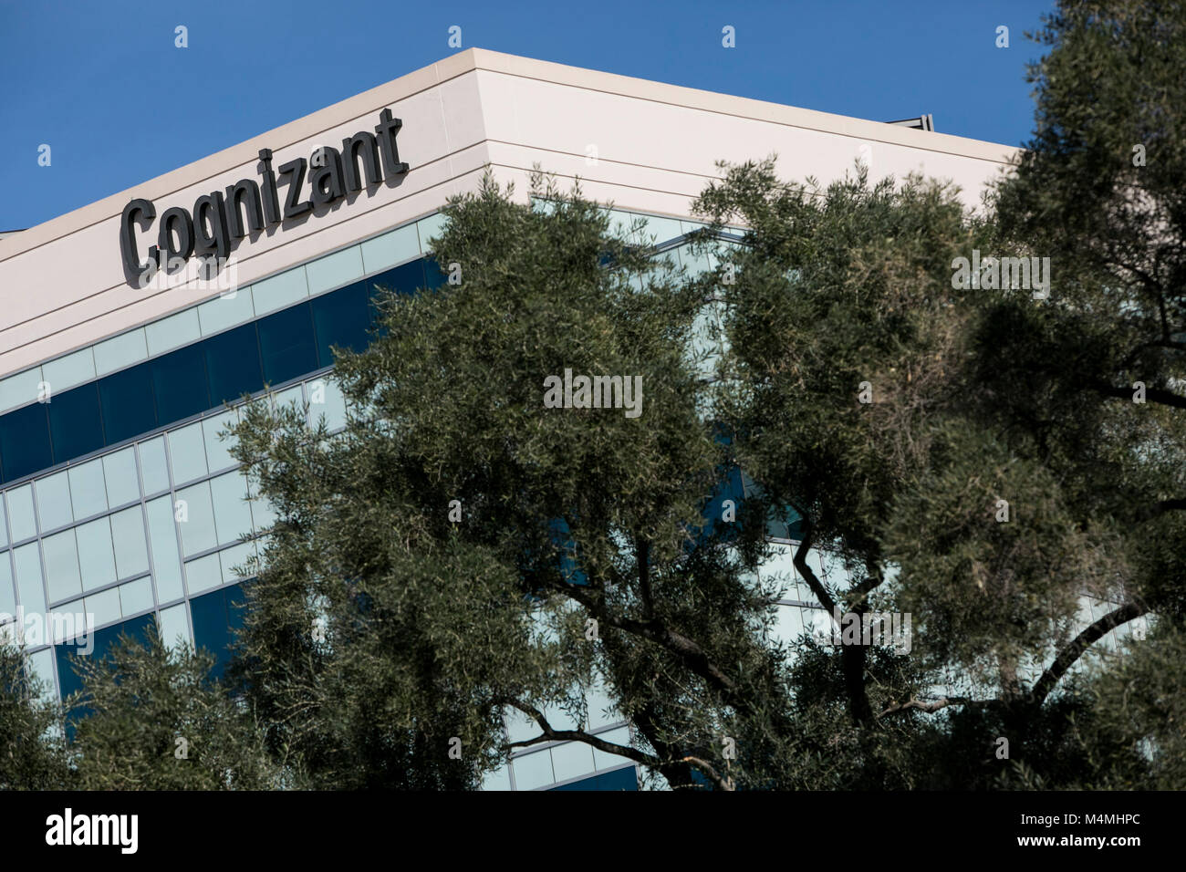 Cognizant logo hi-res stock photography and images - Alamy