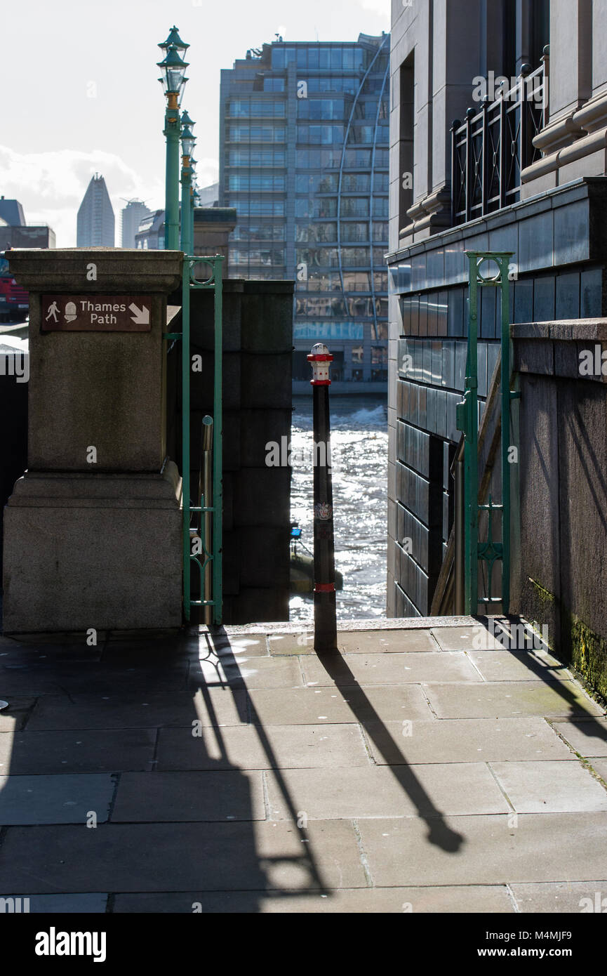 City Of London Bollard Stock Photos & City Of London Bollard Stock ...