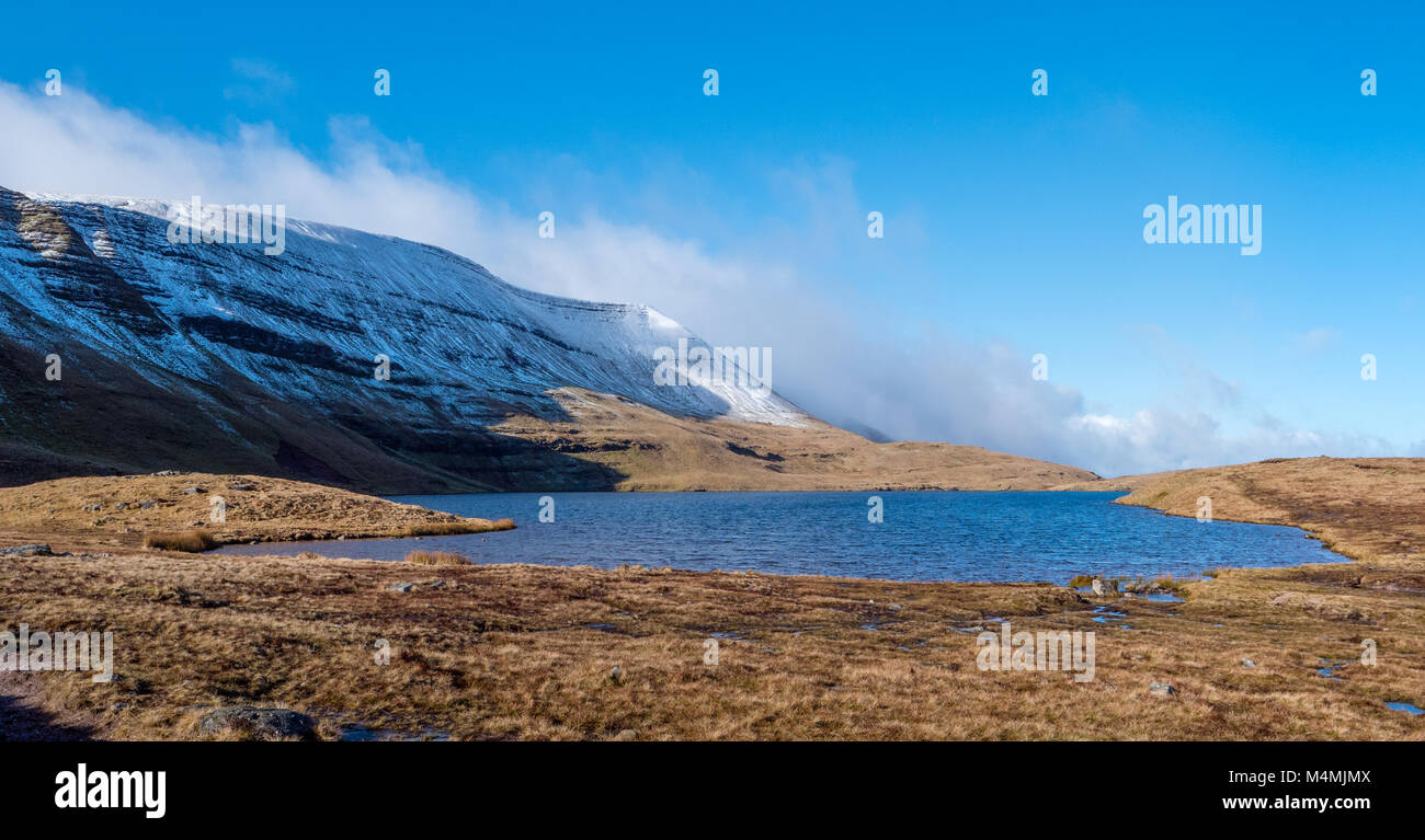 Llyn y Fan Fawr and Fan Foel in the Brecon Beacons National Park in ...