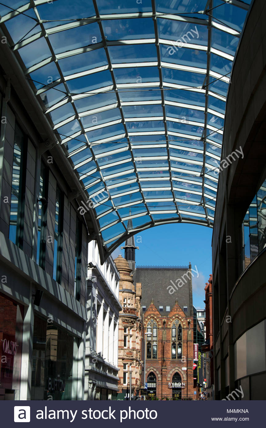 Trinity Leeds Shopping Centre Stock Photos & Trinity Leeds Shopping ...