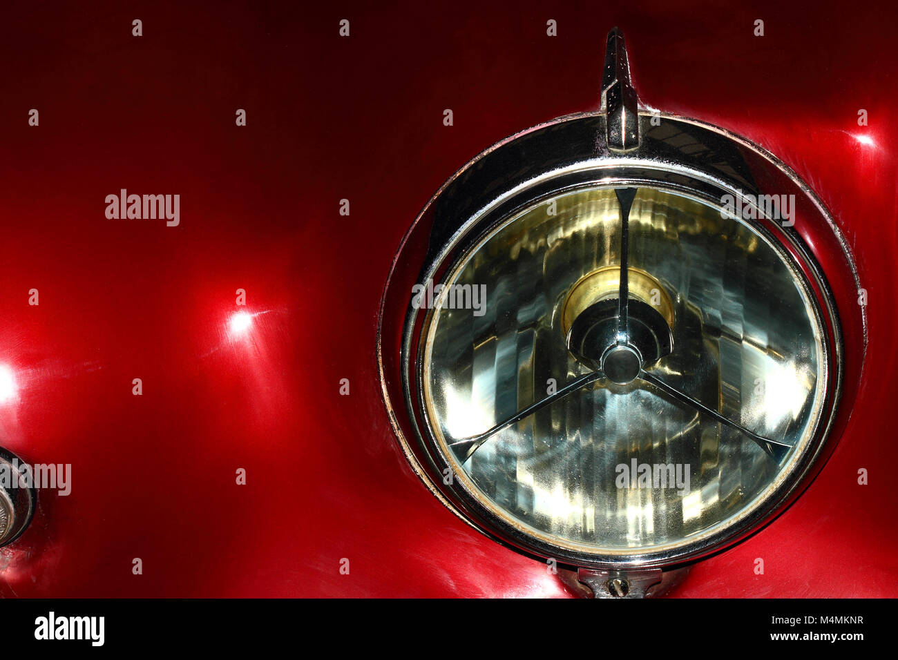 Vintage car headlight hi-res stock photography and images - Alamy