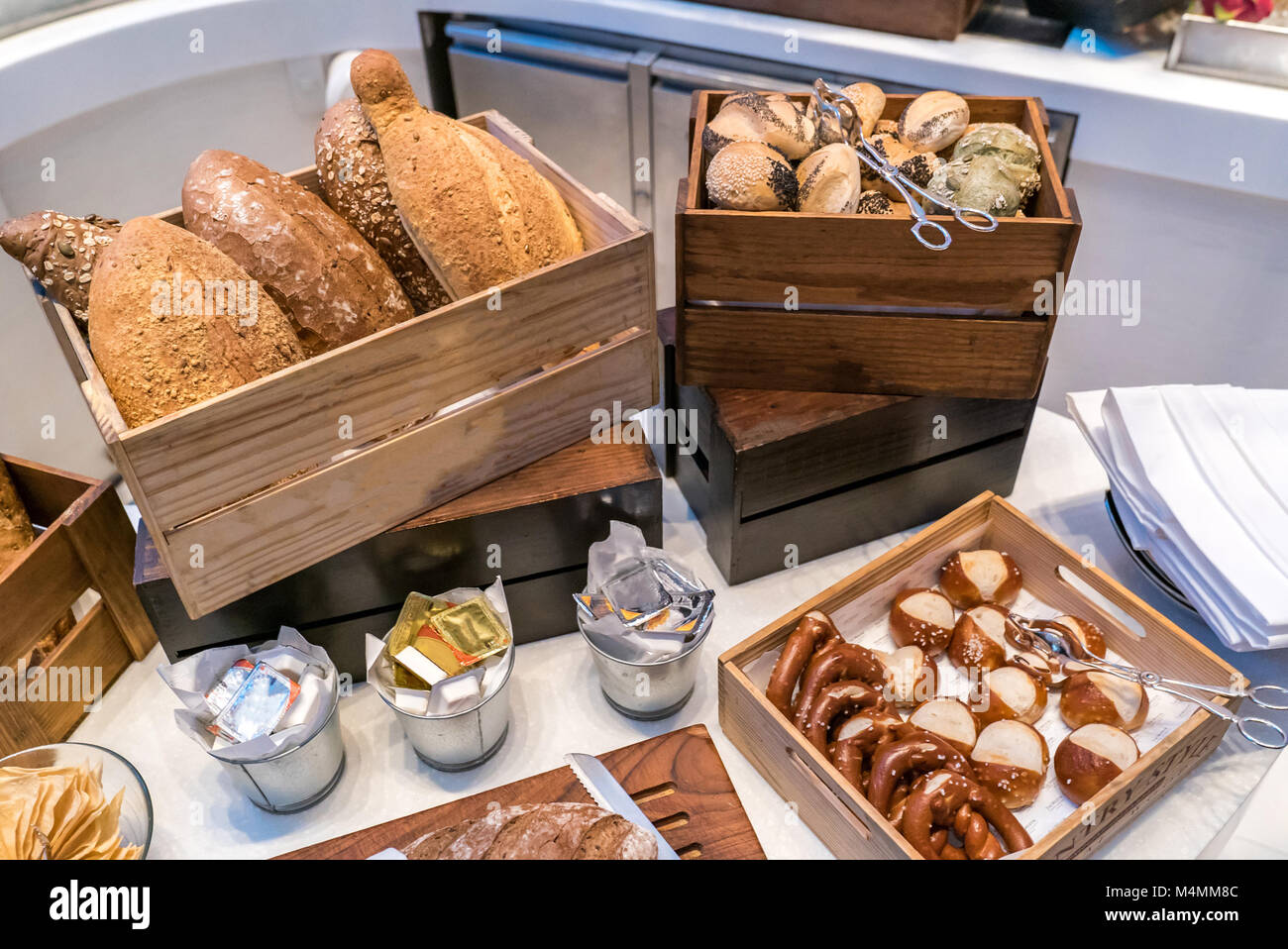 Bread bar station in buffet line Stock Photo - Alamy