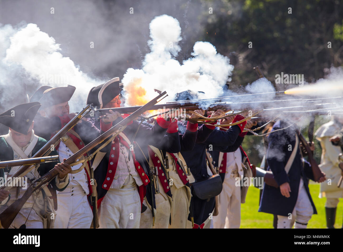 Revolutionary war reenactment hi-res stock photography and images - Alamy