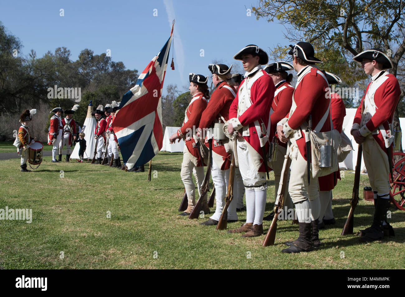 Revolutionary flag during american war hi-res stock photography and ...