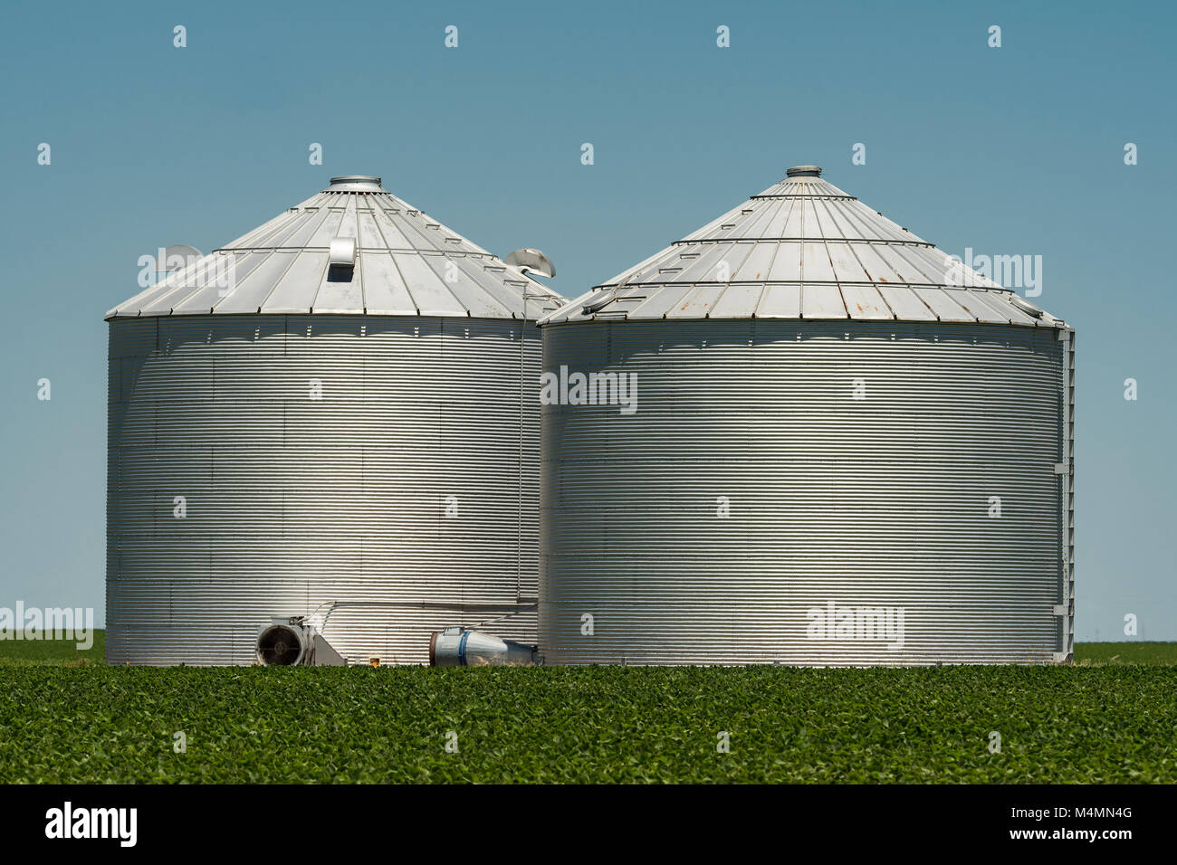 Storage farm hi-res stock photography and images - Alamy