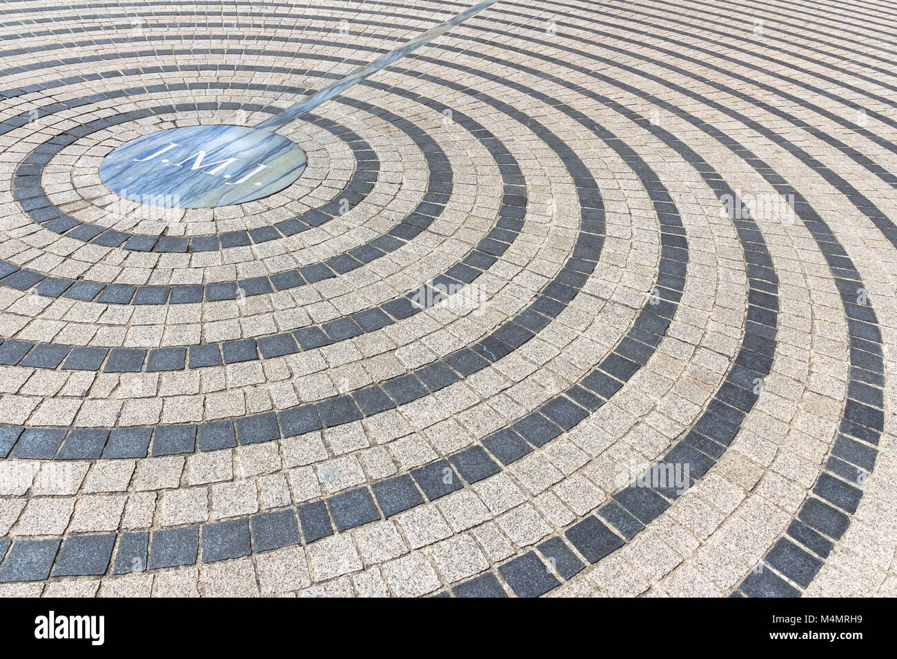 Pavement with concentric pattern Stock Photo - Alamy