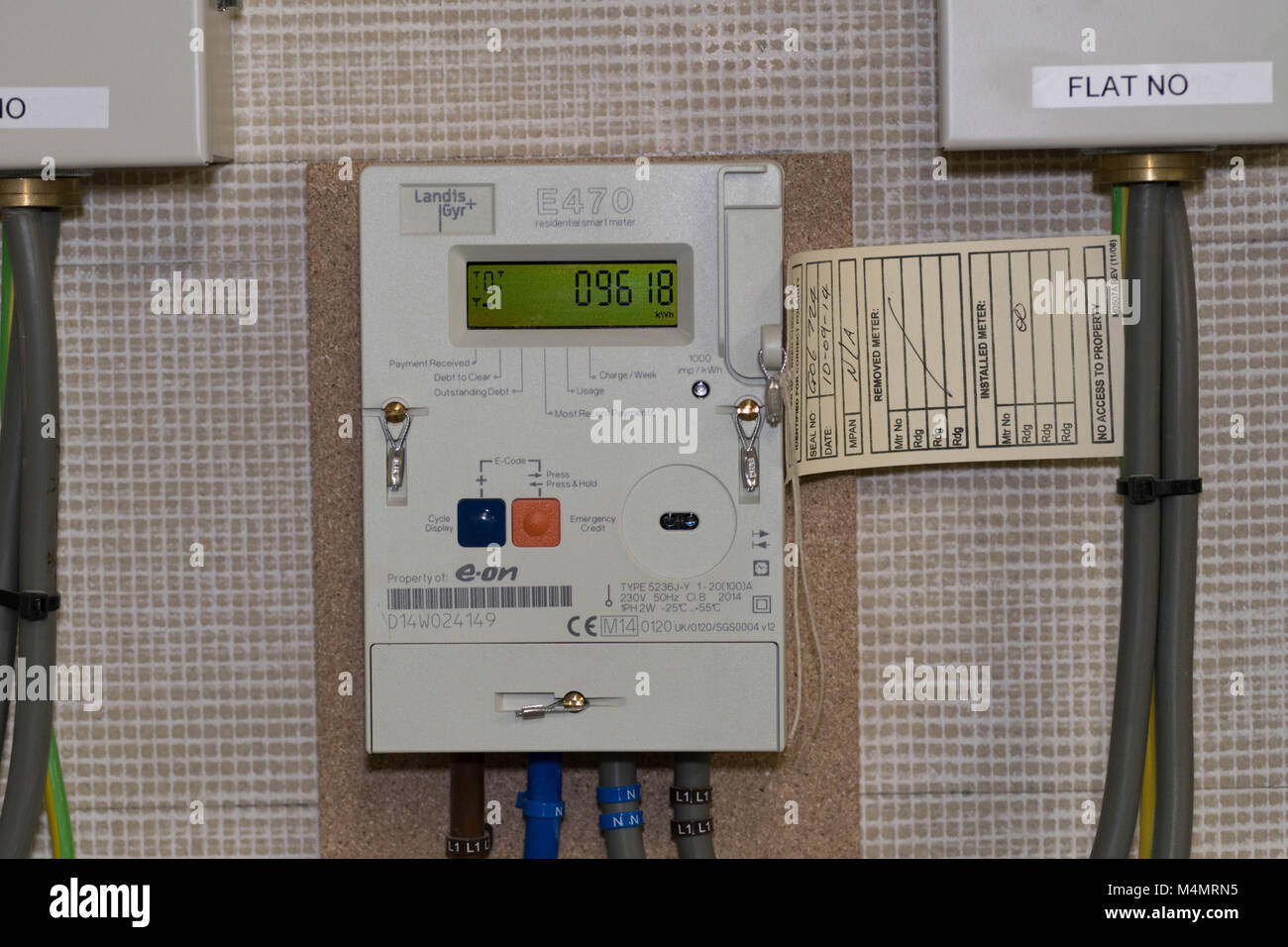 Smart meter hi-res stock photography and images - Alamy